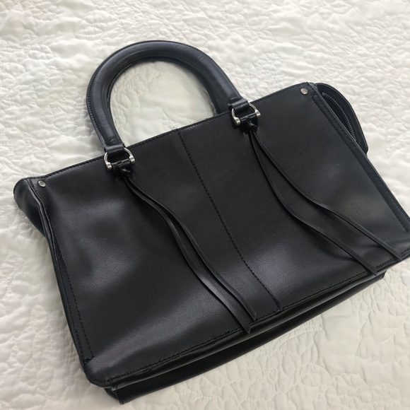 Universal Thread | Bags | Universal Thread Faux Leather Black Handbag ...